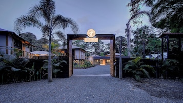 Entrada do alojamento