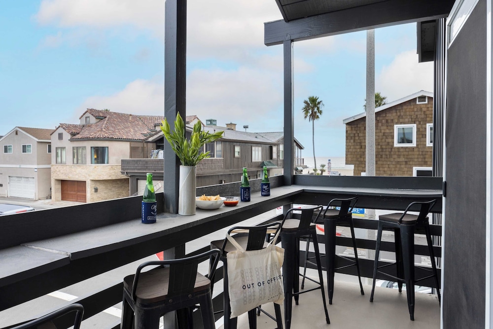 Shelly By Avantstay Steps To The Beach Deck W/ Ocean Views 5bdr - Huntington Beach, CA