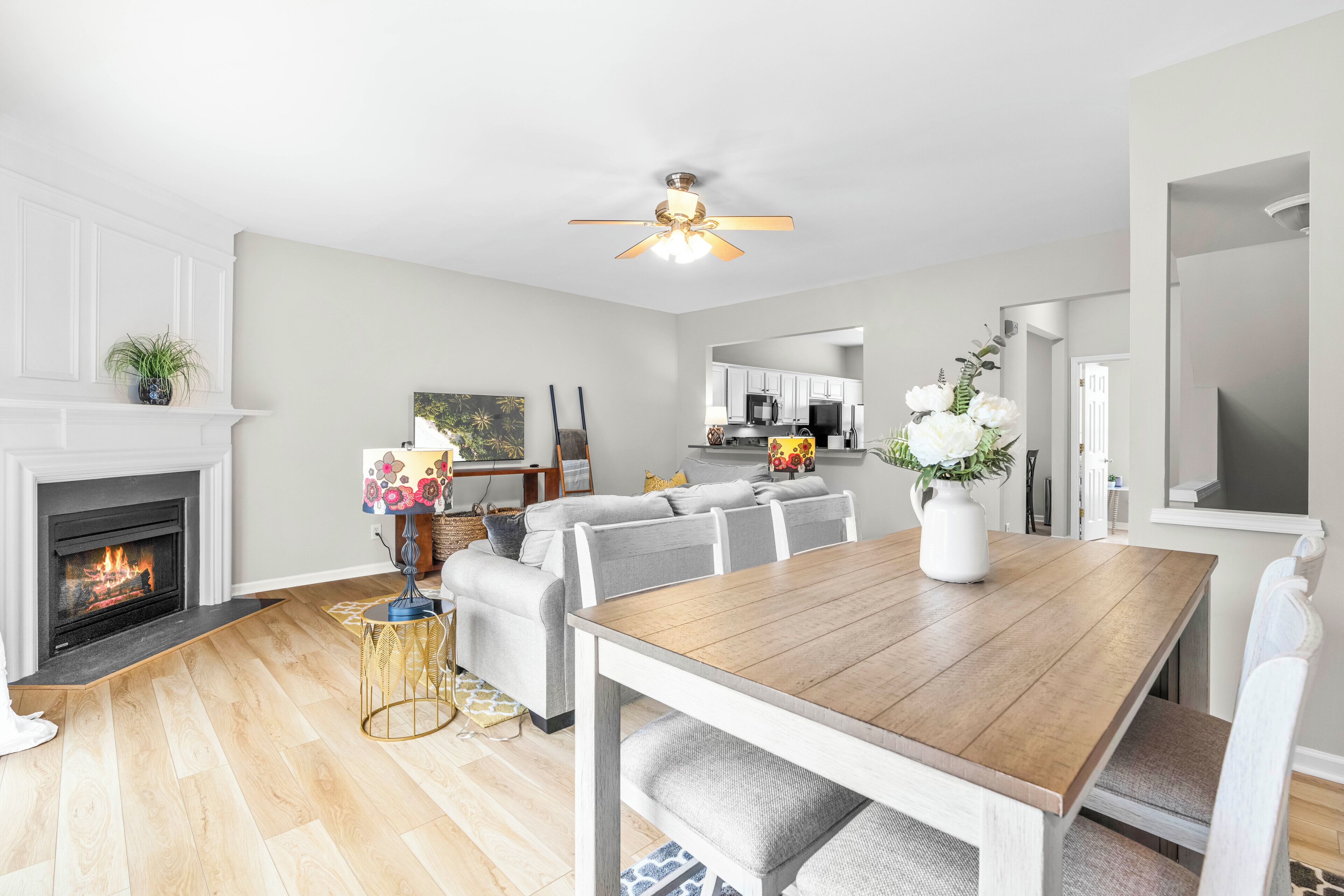 Ideal Short Or Mid-term 3b/2b Rental Townhome In N. Raleighnear Rtp/cary/durham - Cary, NC