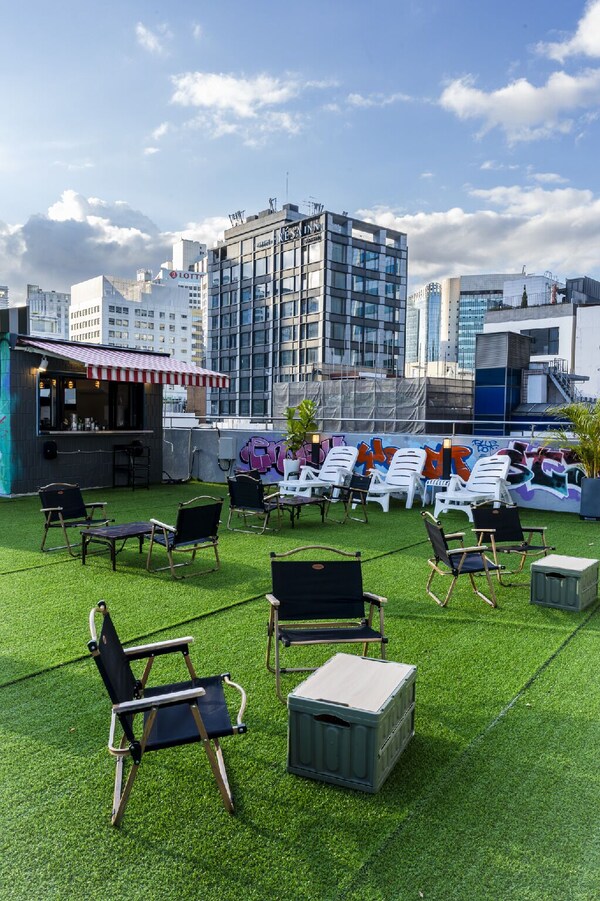Bluedot Poshtel Myeongodong - Seoul