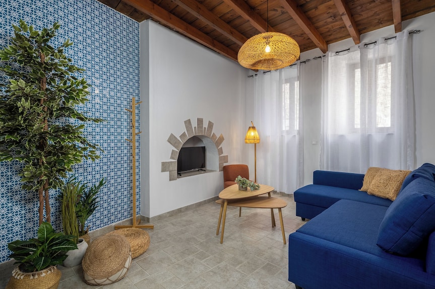 Apartment With City View - Symi