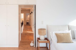 Casa | 4 quartos, secretária 