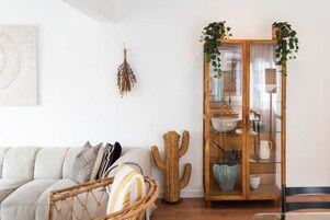 Casa | 4 quartos, secretária 