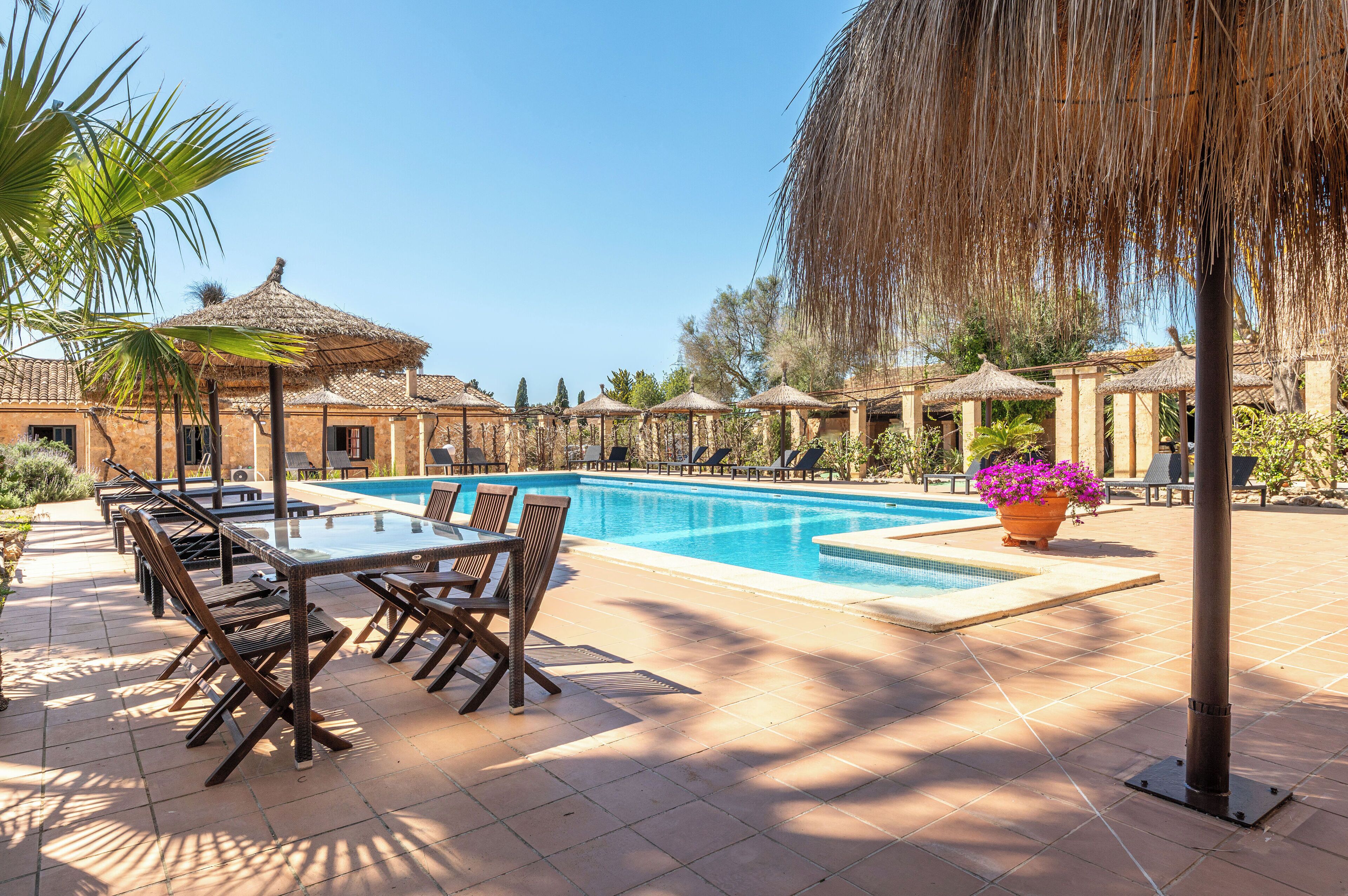 Piscina exterior sazonal 