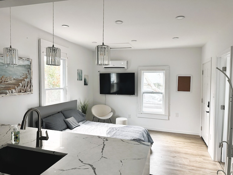 Charming Studio In Wonderful East Ocean View With Ac, Wifi - Norfolk, VA