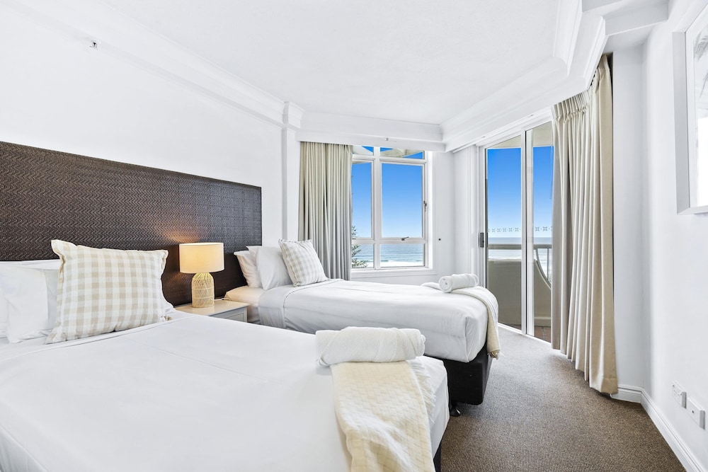 Lovely 3 Bedroom Ocean View Unit - Q Stay (Moroccan 41 - 3N - NB ...