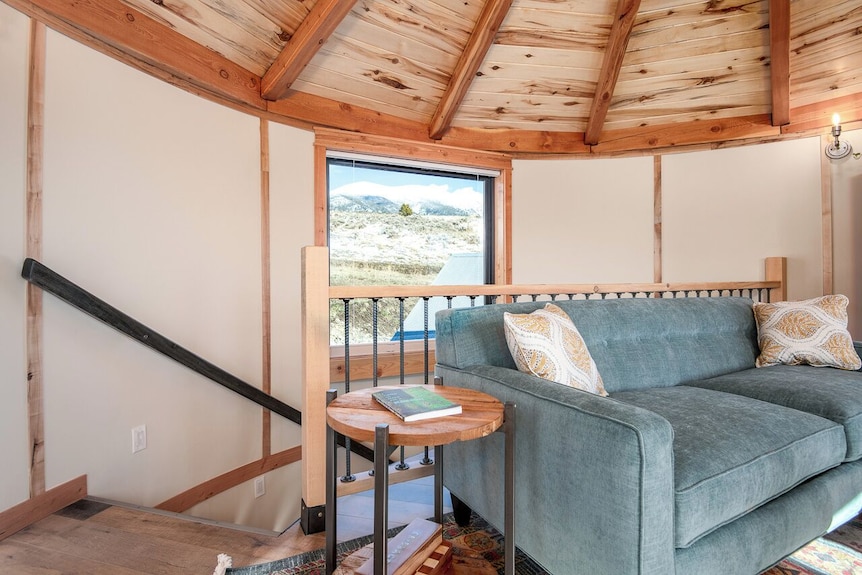 Refined Modern Alpine Silos Cabin On 1,500 Acres / Private Mountain Retreat For4 - Montana