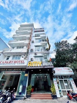 Fachada da propriedade