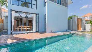 Piscina externa