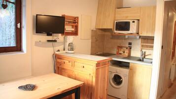 Casa | Cozinha privada | Geladeira, micro-ondas, fogão, lava-louças