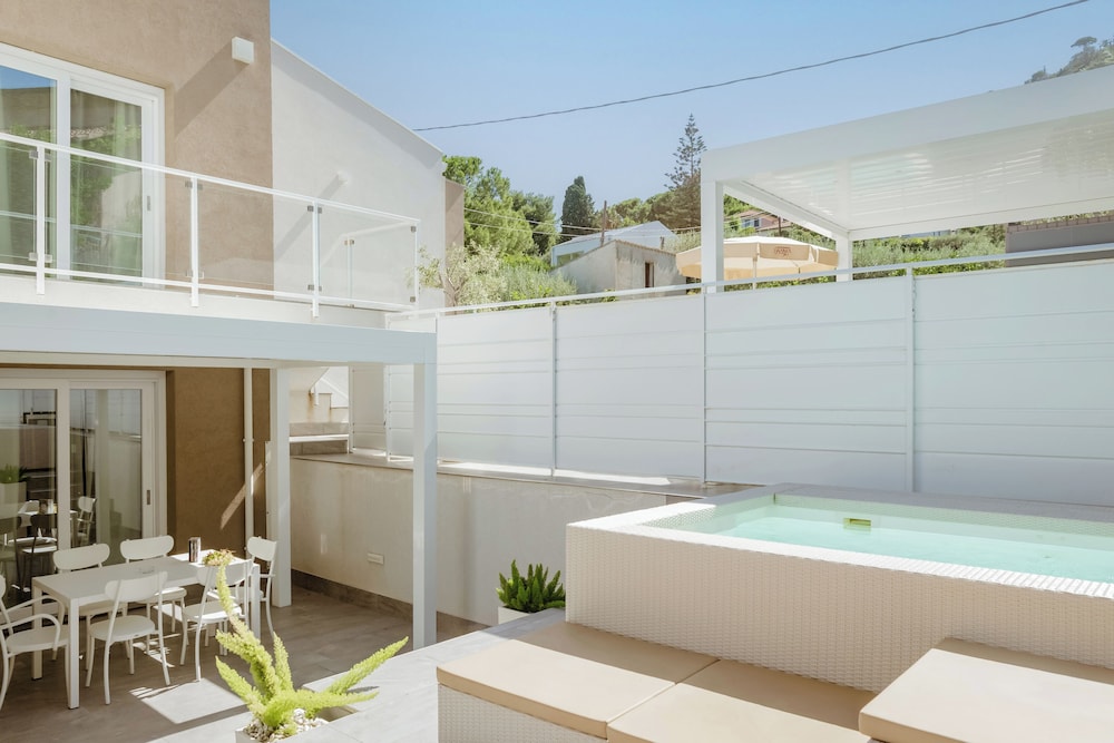 Hotiday Apartments Cefalù - Cefalù