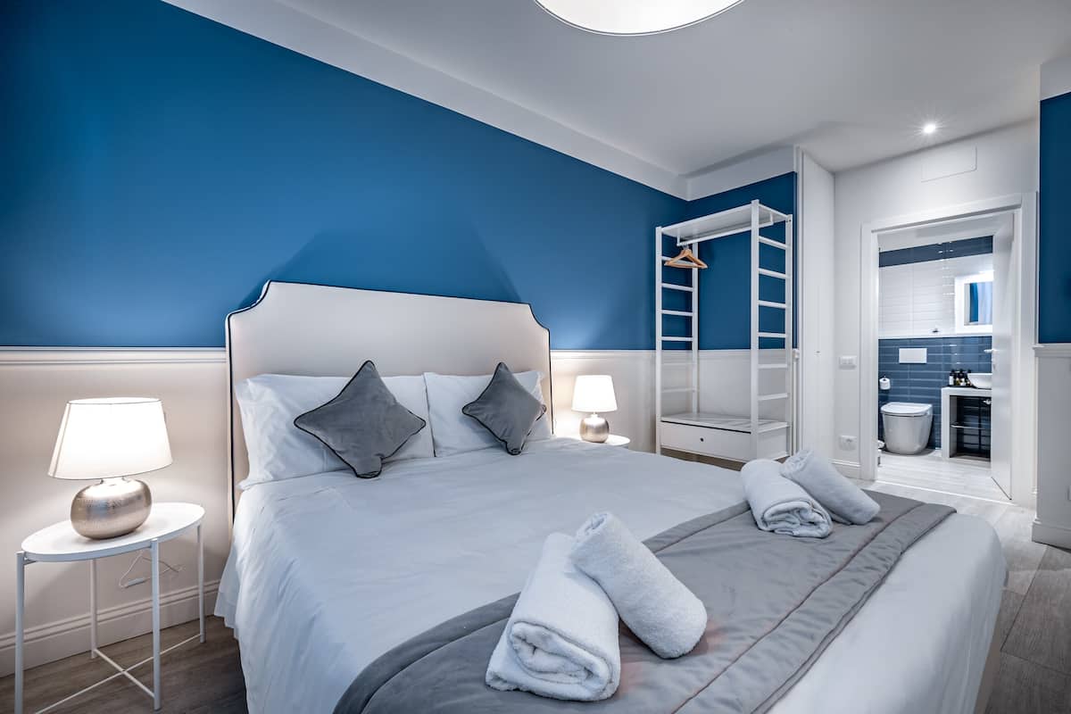 Estúdio de Luxo | 1 quarto, com decoração personalizada, com mobília individualizada