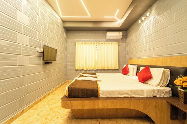 Seasons Suites Hbr - Bangalore