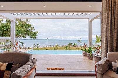 Blue Ocean Resort & Residences 