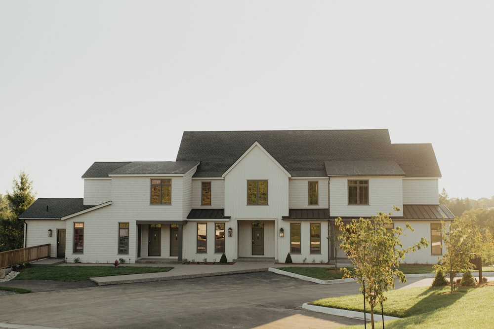 The Penrose Suites - Saint Marys, ON, Canada