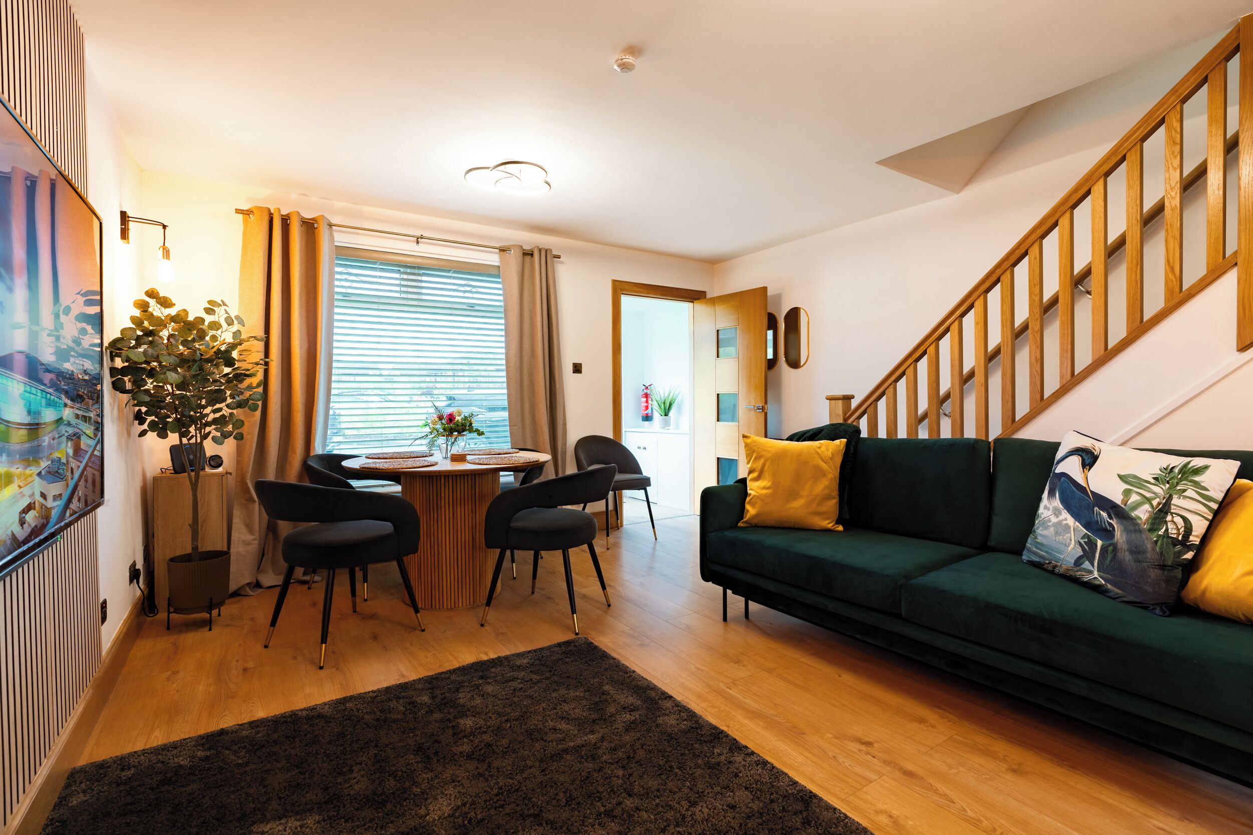 Stylish 2 Bedroom Home In Glasgow - Paisley