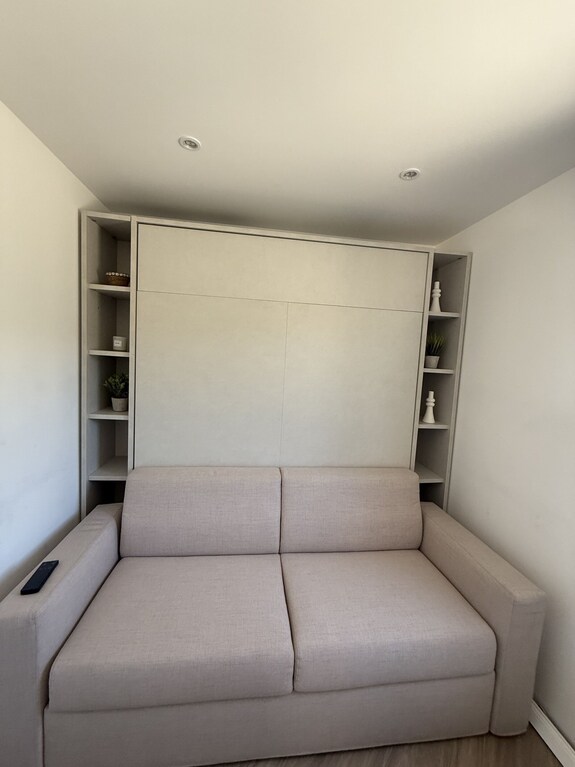 Deluxe Holiday Home With Sea View And Whirlpool - Pirovac