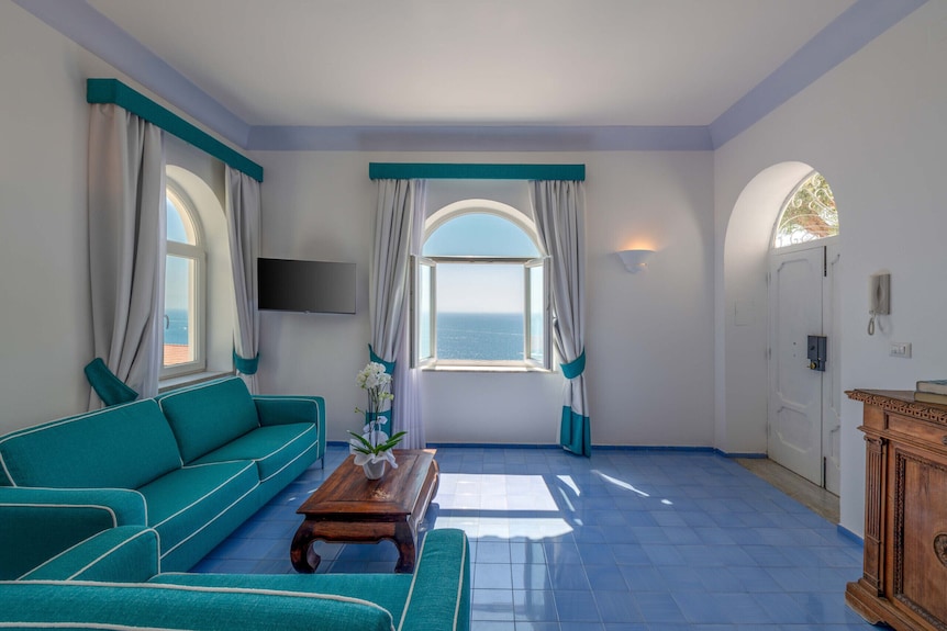 Amore Rentals - Villa Jacaranda With Pool And Sea View - Positano
