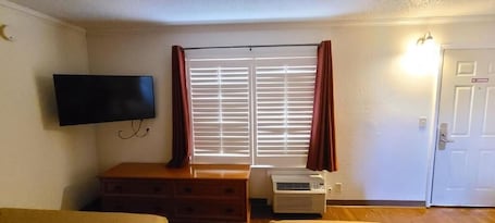 Quarto Duplo Deluxe, não fumadores | Wi-fi grátis . Drift Inn