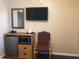 Quarto solteiro, para não fumantes | Wi-Fi de cortesia