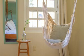 Quarto casal luxo, vista para o jardim | Wi-Fi de cortesia