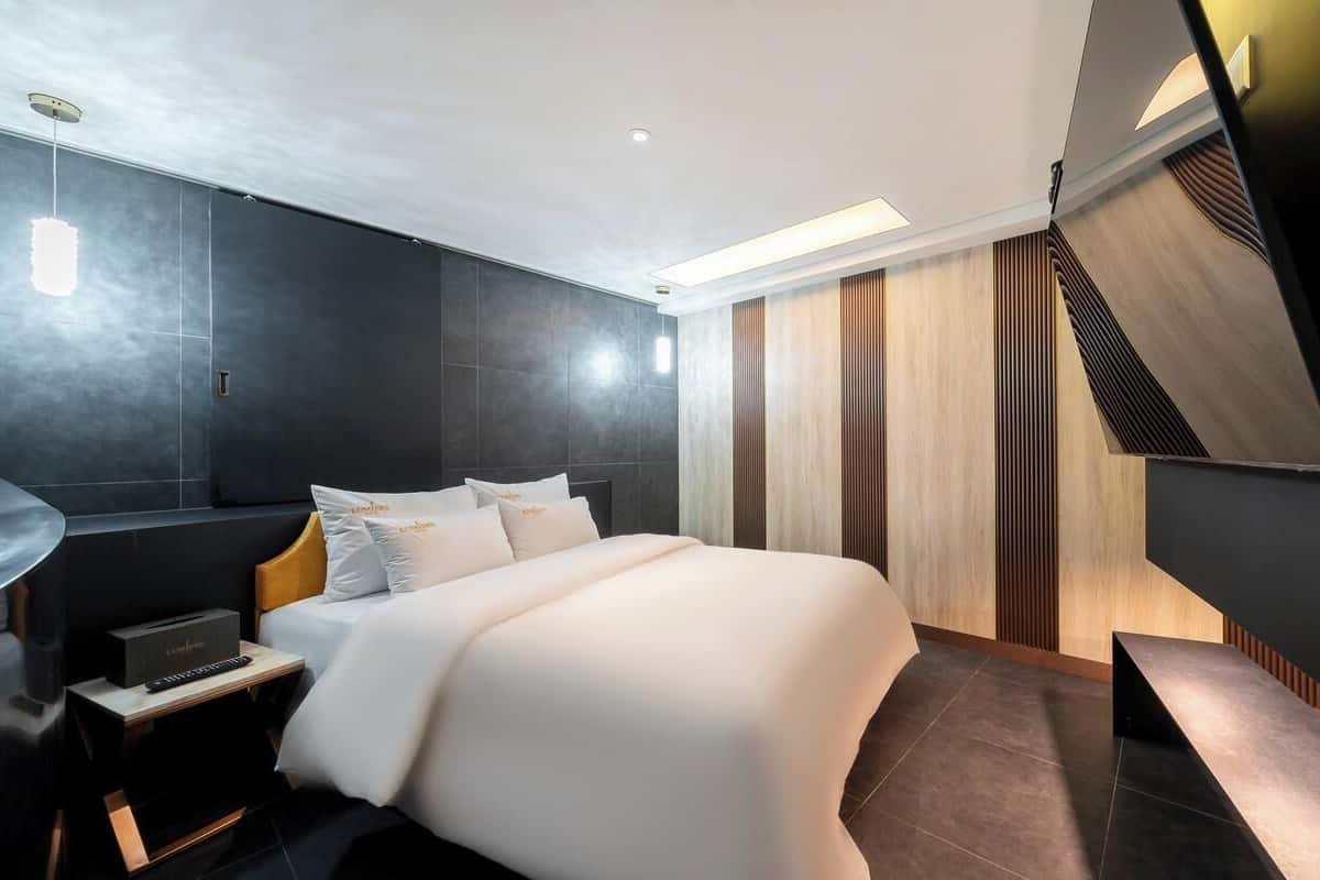 Deluxe King | Secretária, Wi-fi grátis, acesso para cadeira de rodas