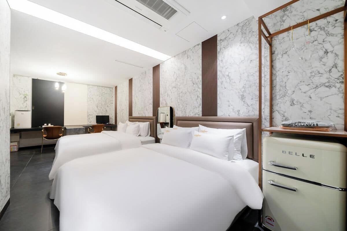 Quarto Familiar | Secretária, Wi-fi grátis, acesso para cadeira de rodas