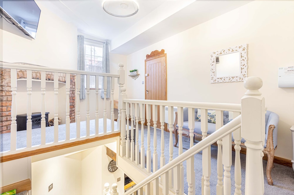 Host Stay Merchant House Basement - Hereford