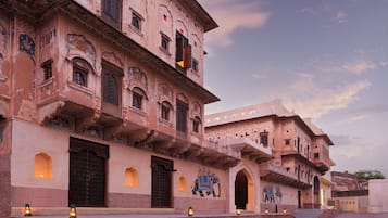 Fachada da propriedade