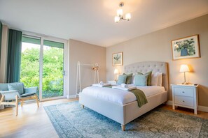 Casa | 3 quartos, escrivaninha, acesso à internet de alta velocidade