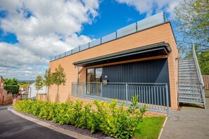 Casa | 3 quartos, escrivaninha, acesso à internet de alta velocidade