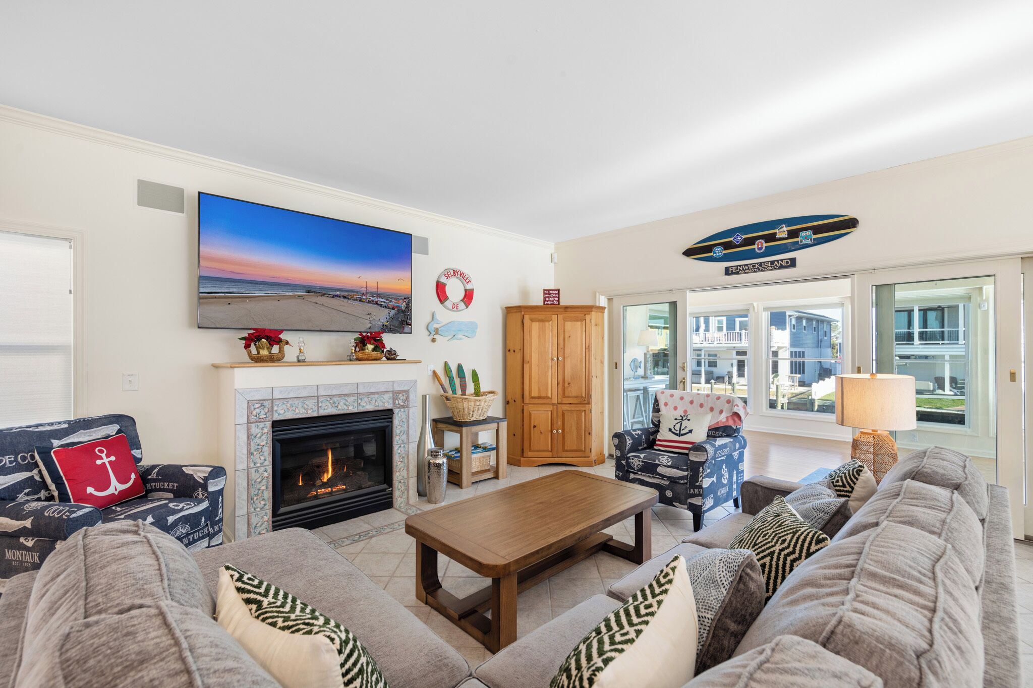 Canal Front, Spacious 4-bedroom House, 5 Mins To Beach In Charming Selbyville - Bethany Beach, DE