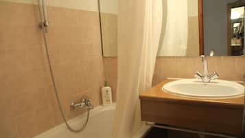 Apartamento | Banheiro | Secador de cabelo