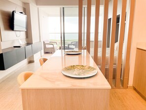 Suíte estúdio luxo | 1 quarto, camas Select Comfort, cofres nos quartos