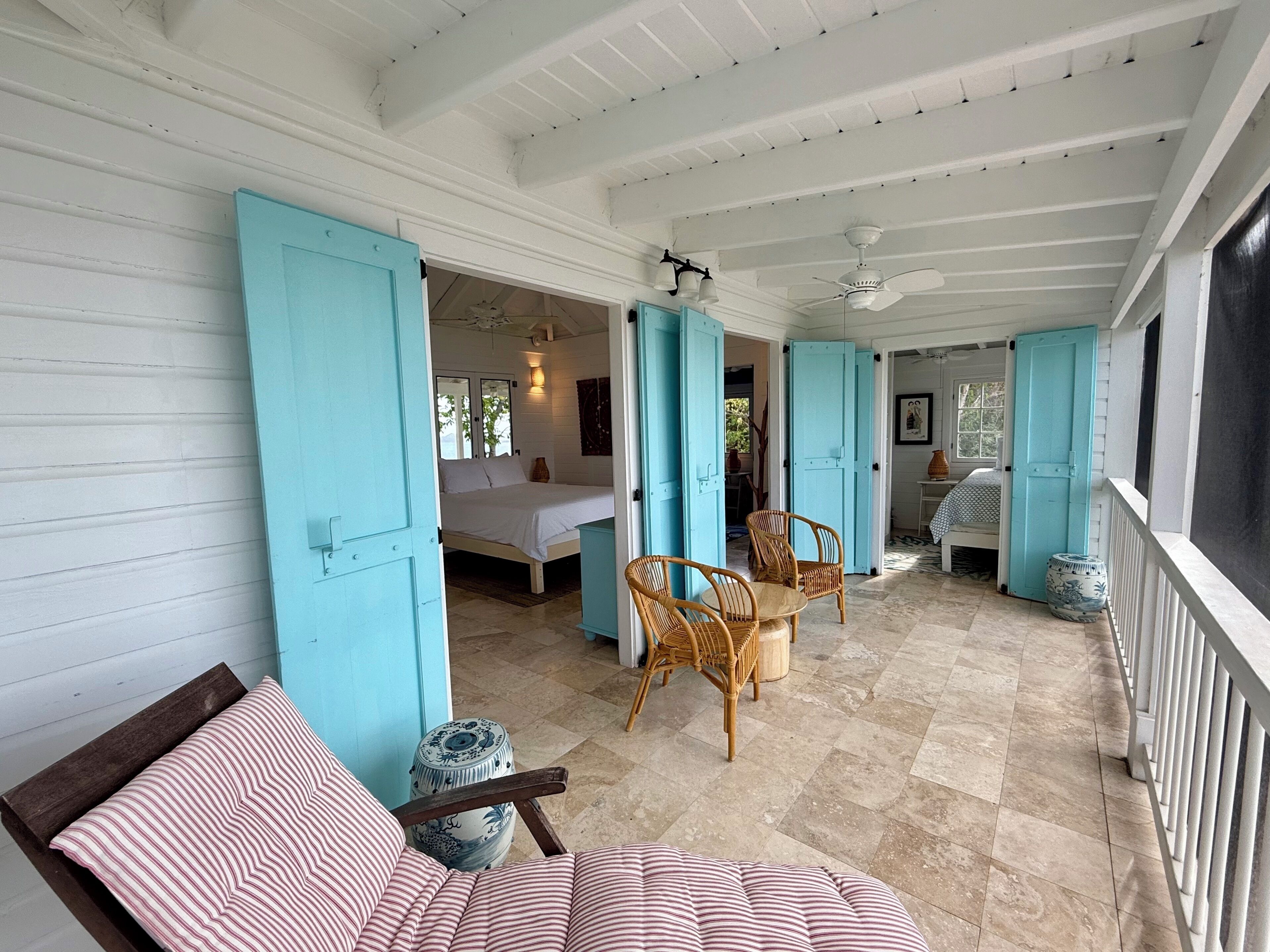 Eco-luxury Paradise With Amazing Views & Pool - East End