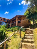 Fachada da propriedade