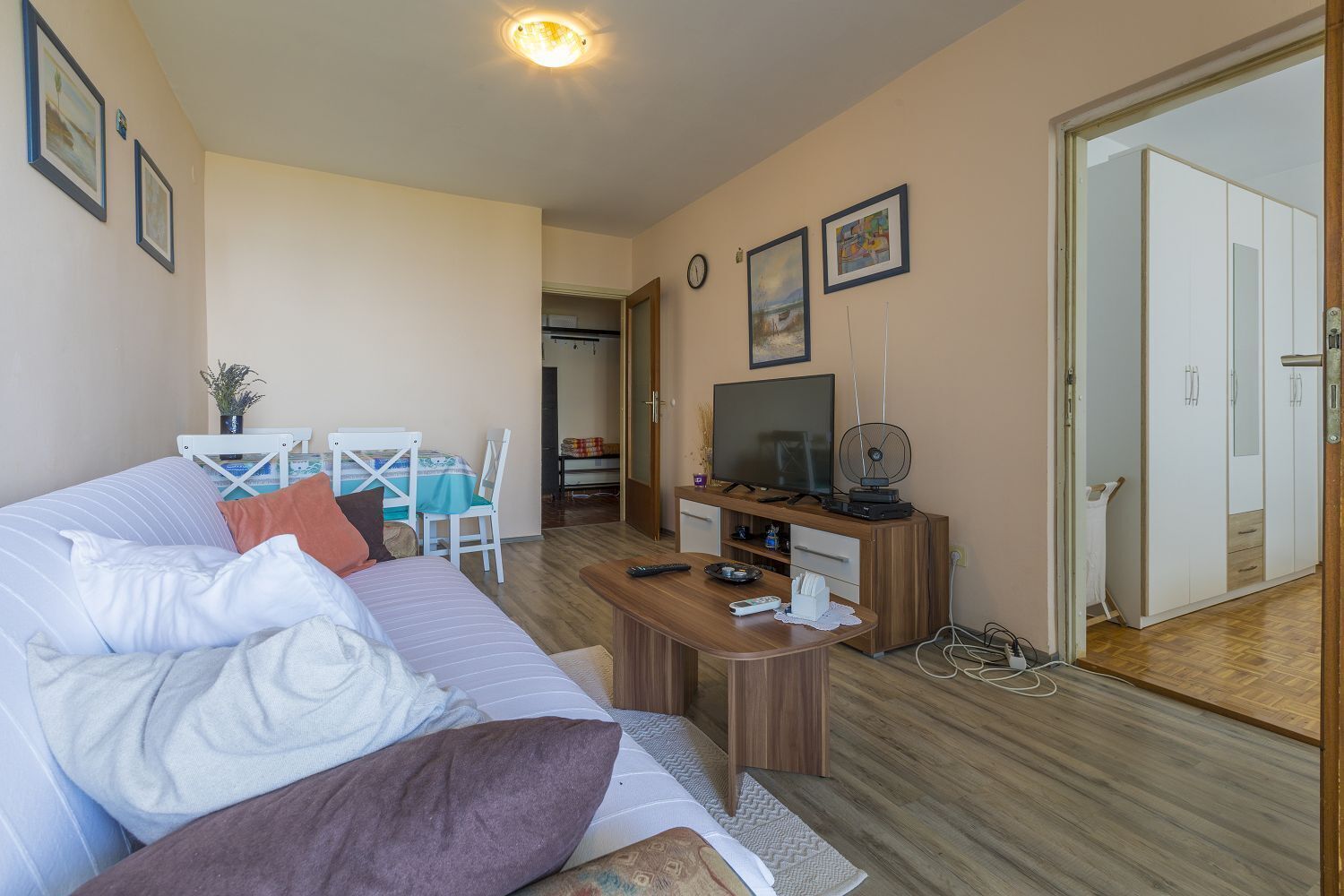 Charmant Appartement à Seulement 300 Mètres De La Plage Avec Vue Sur La Mer, Machine à Laver, Wifi - Selce, Horvátország