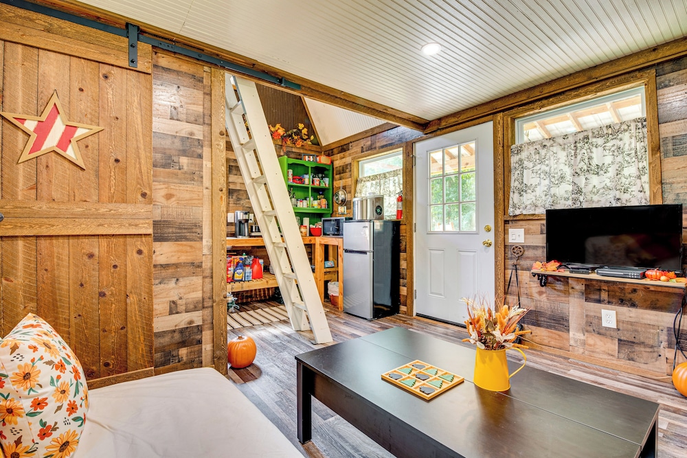 Creek Access, Fire Pit & Grill: Summerville Studio - Summerville, GA