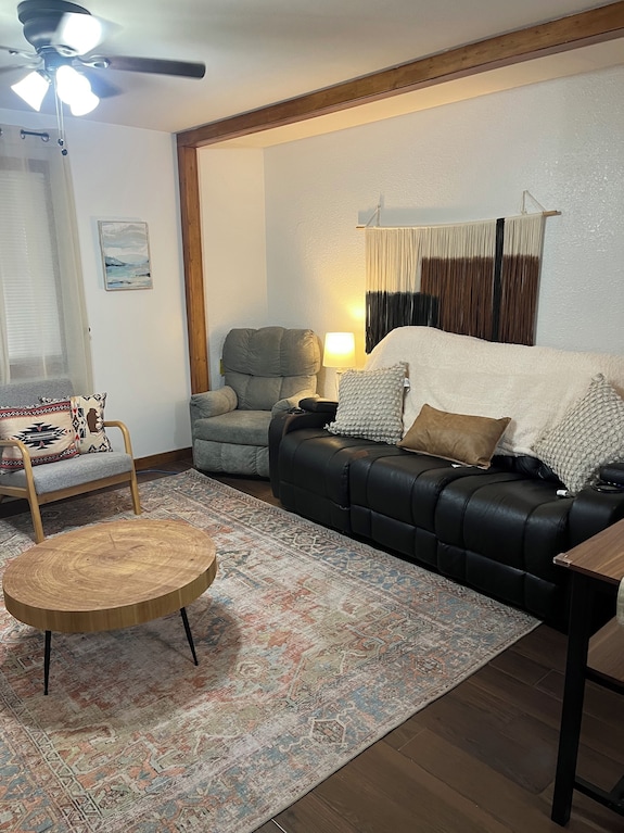 Springside Cottage In Beautiful Eminence. Great Outdoor Space - New Hot Tub! - Missouri