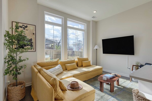 98 Degrees By Avantstay Covered Balcony Lounge Newly Built 4bdr Home - Nashville, TN