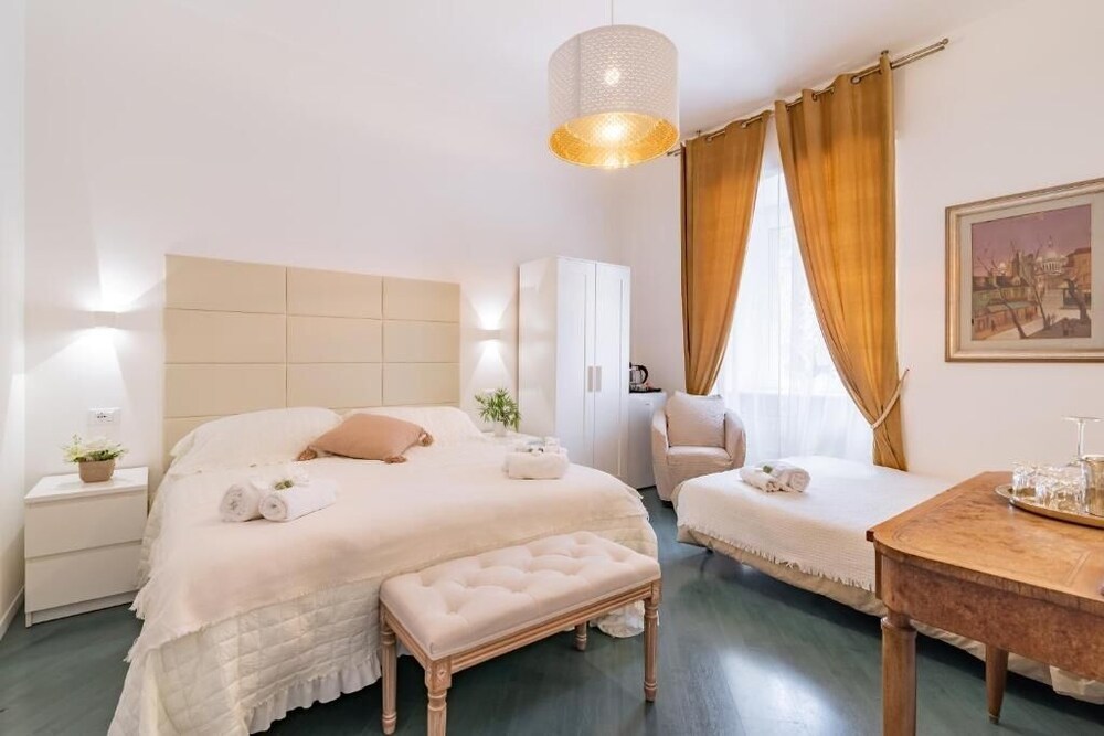 Glint House Rome-Double/Double Room with Single Beds - Rome | Vrbo