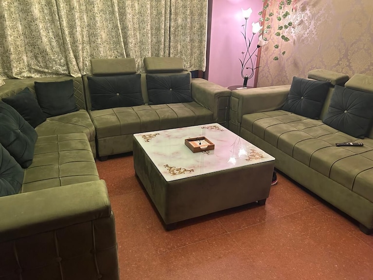 Charming Gazebo: Relax, Play & Unwind! - Chandigarh