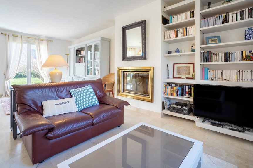 Maison De Vacances 'Ty Mamm, 5 Min Plage, 3 Chb' Avec Terrasse Privée, Jardin Privé Et Wi-fi - Guilvinec