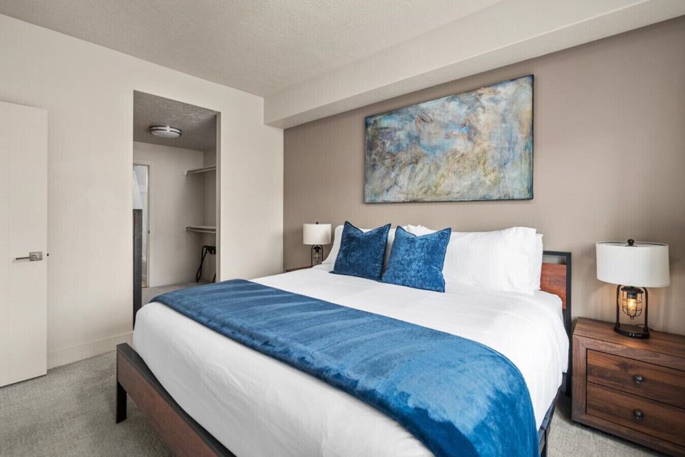 Stunning 1bd Pool/htub/gym Near Convention Centre - Salt Lake City, UT