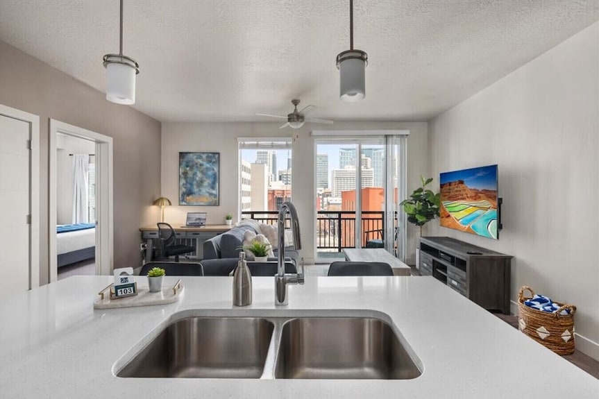 Boutique 1br Nr Convention Ctr Pool/htub/gym - Salt Lake City