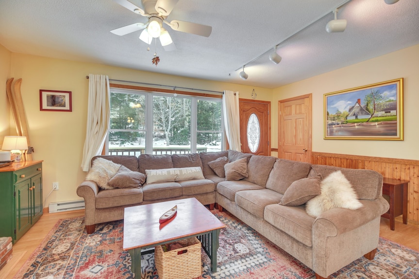 1 Mi To Sugarbush Resort: Dog-friendly Home! - New England