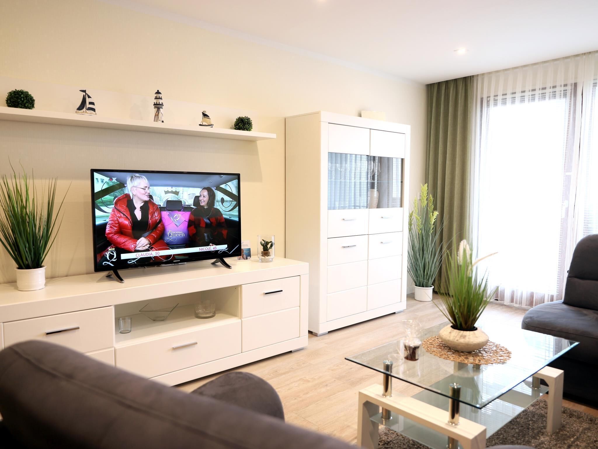 Central Apartment In Westerland With Sauna, Swimming Pool And West-facing Balcony - Sylt