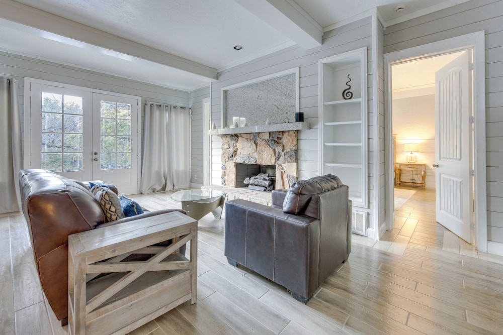 Lakefront Family Home W/ Pool In Streetman! - State park, Fairfield