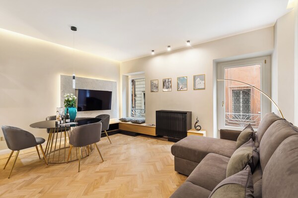 Spanish Steps Apartments - Rome