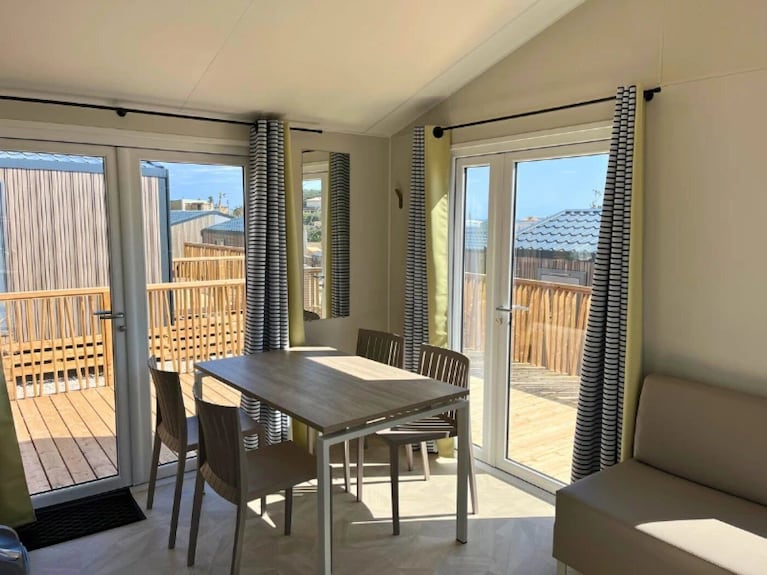 Zecamping 3 éToiles Piscine Chauffée Locatif Tv Lv Bbq 33m2 4 Pers - Bouches-du-Rhône